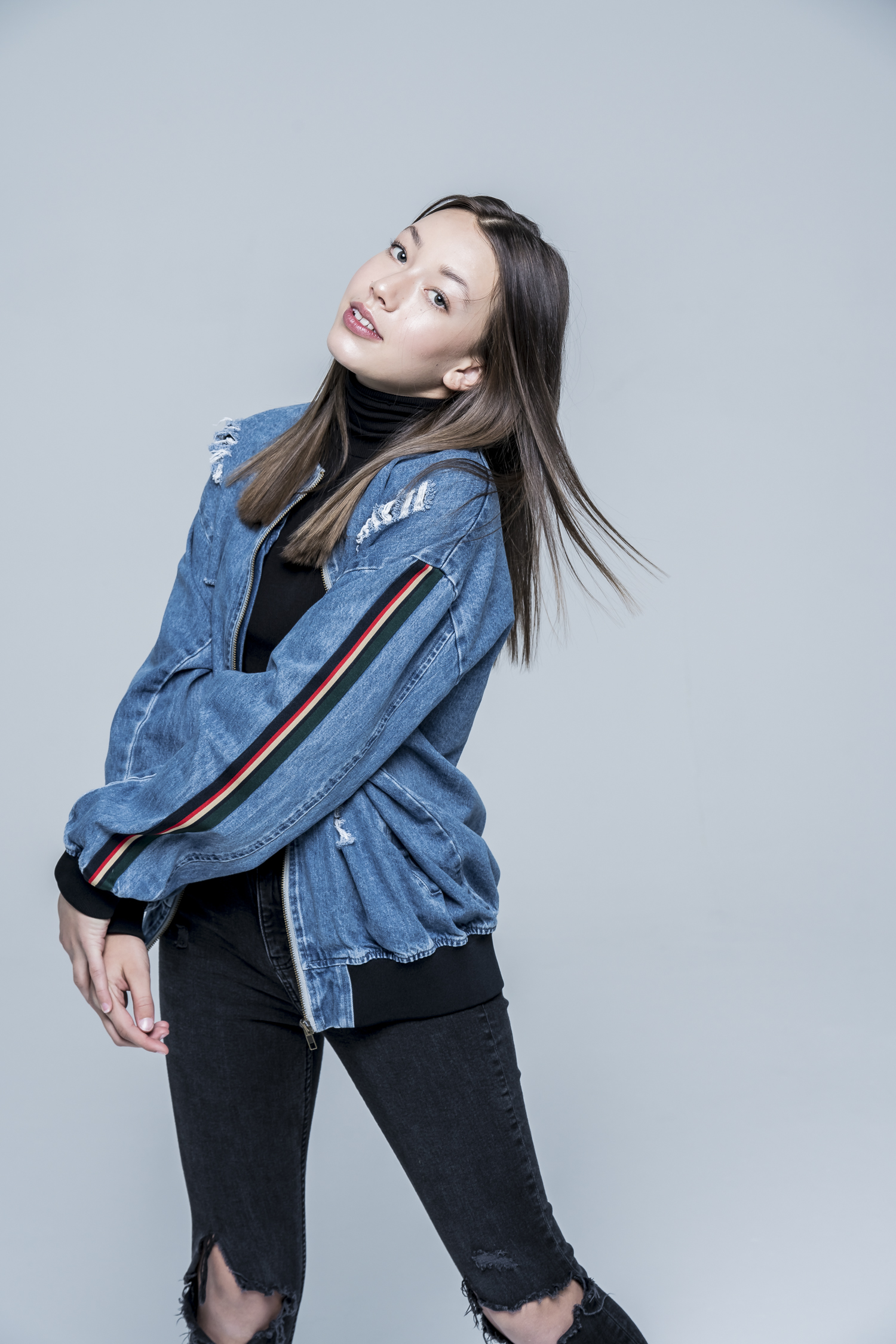 Chloe J - The Official Website of Chloe J - Singer and Songwriter